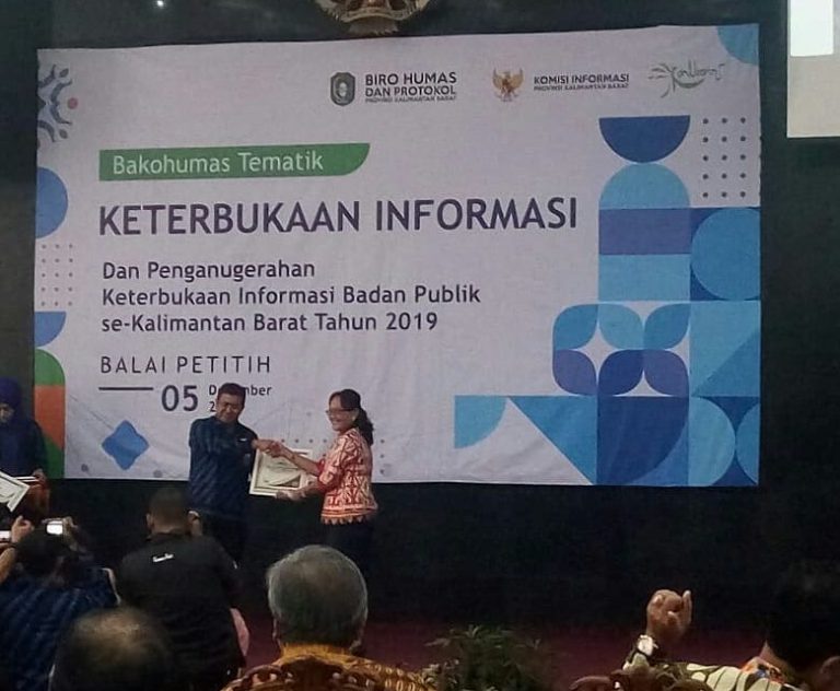 PERINGKAT 7, DINAS PERPUSTAKAAN DAN KEARSIPAN PROVINSI KALBAR RAIH ...